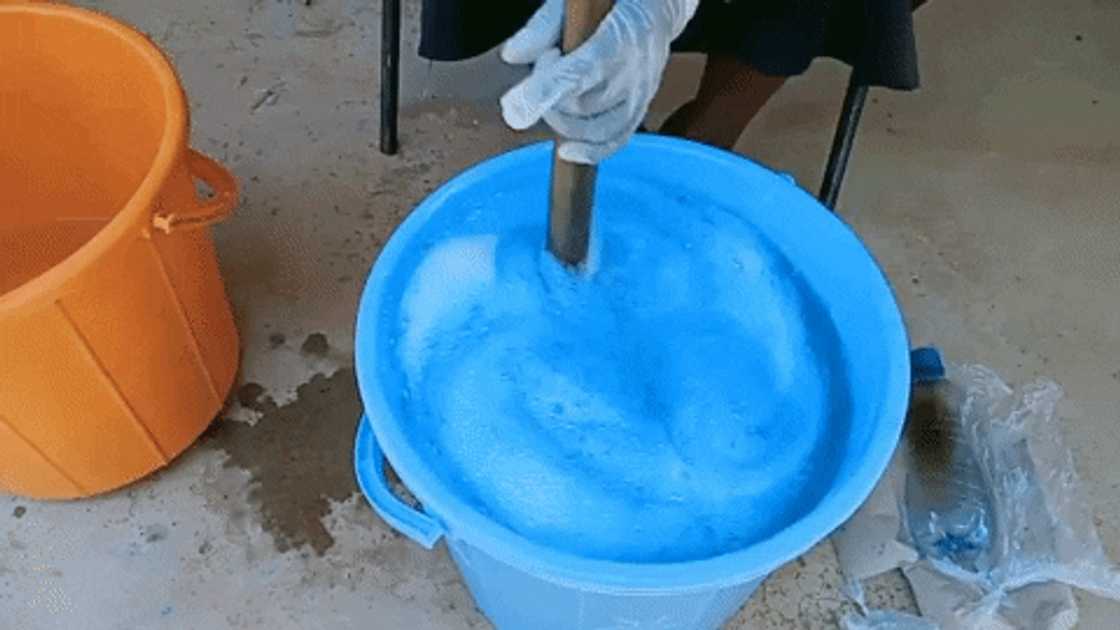 How to Prepare Liquid Soap: A Step-by-Step Guide - ClassNotes.ng